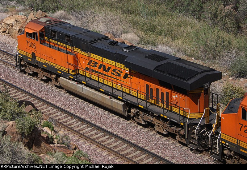 BNSF 7306